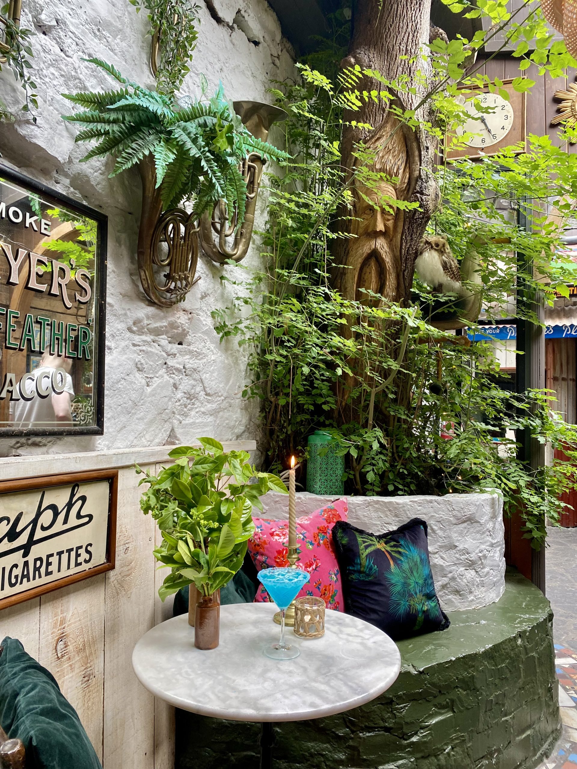 Roundy’s Bar | Bars in Tralee | The Ashe Hotel | Kerry